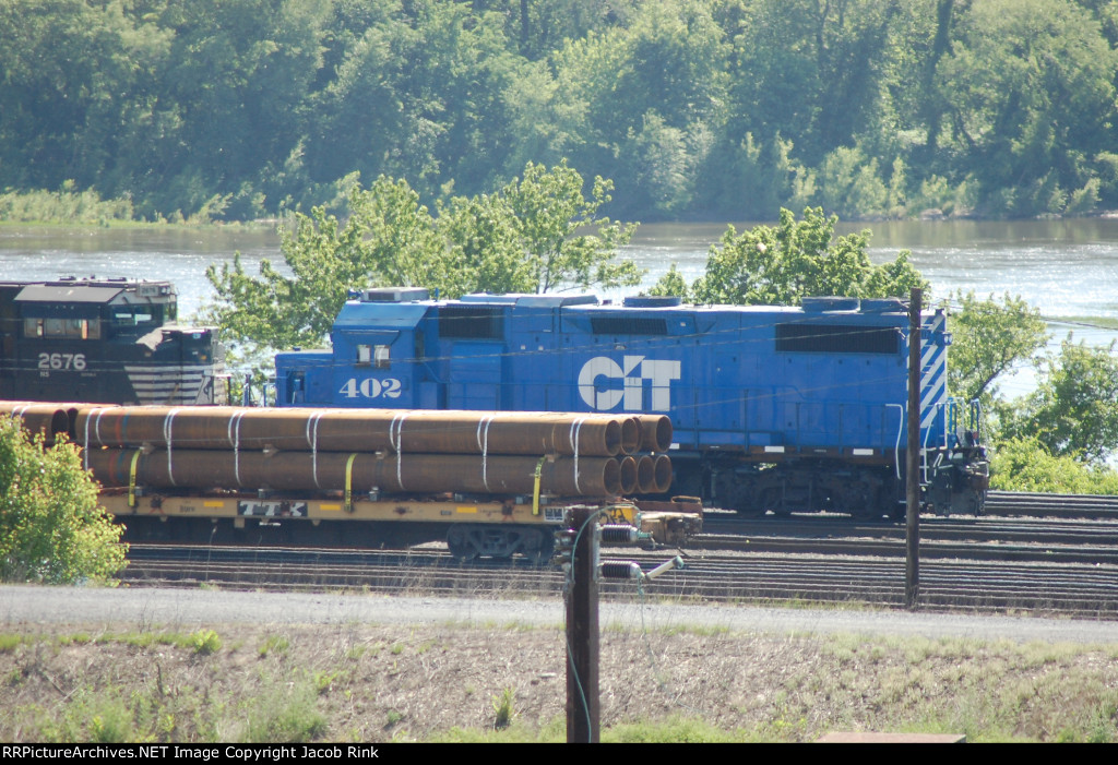 CEFX GP38-2 402